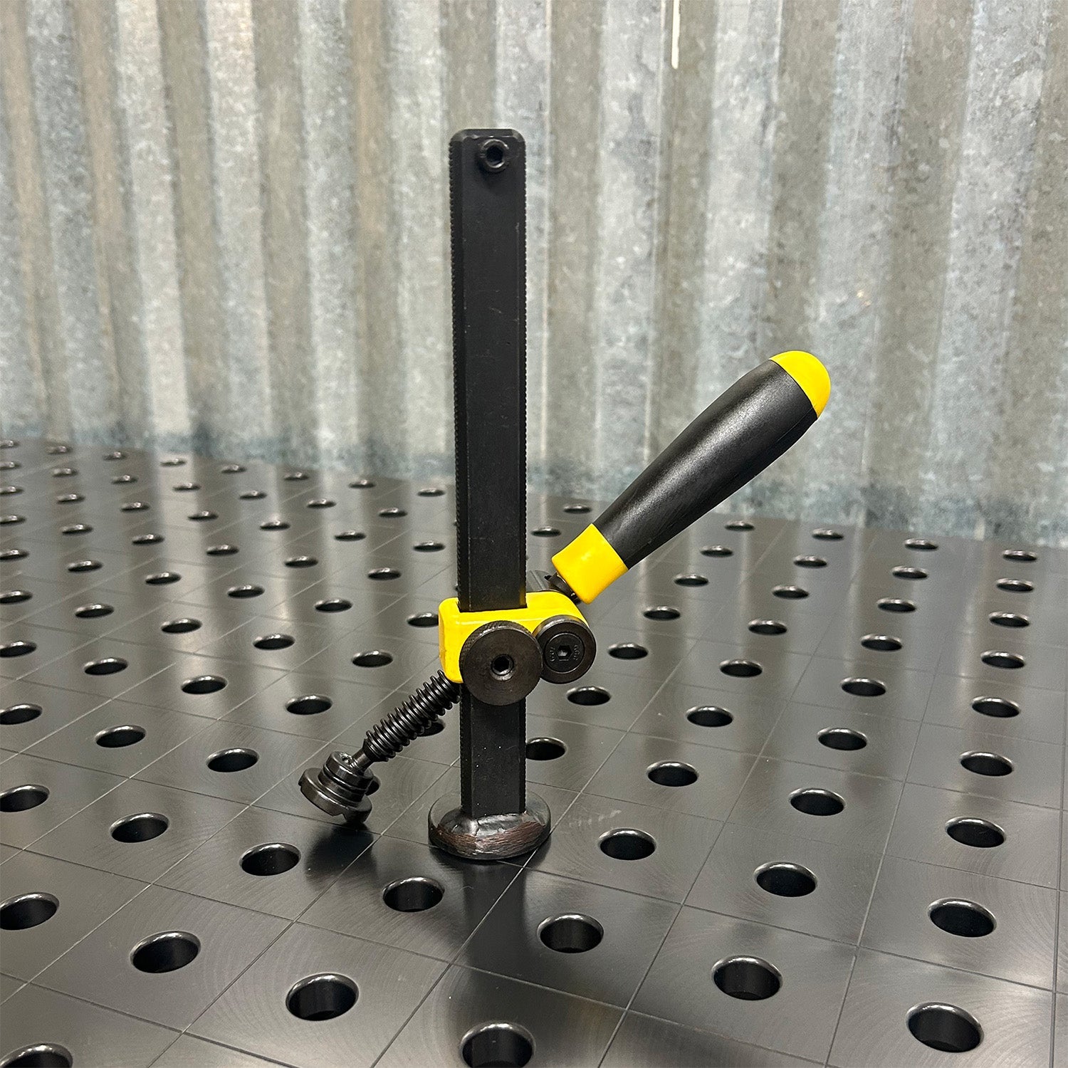 Professional Screw Clamp, 45/90, 16 mm [Open Box] – Strong Hand Tools