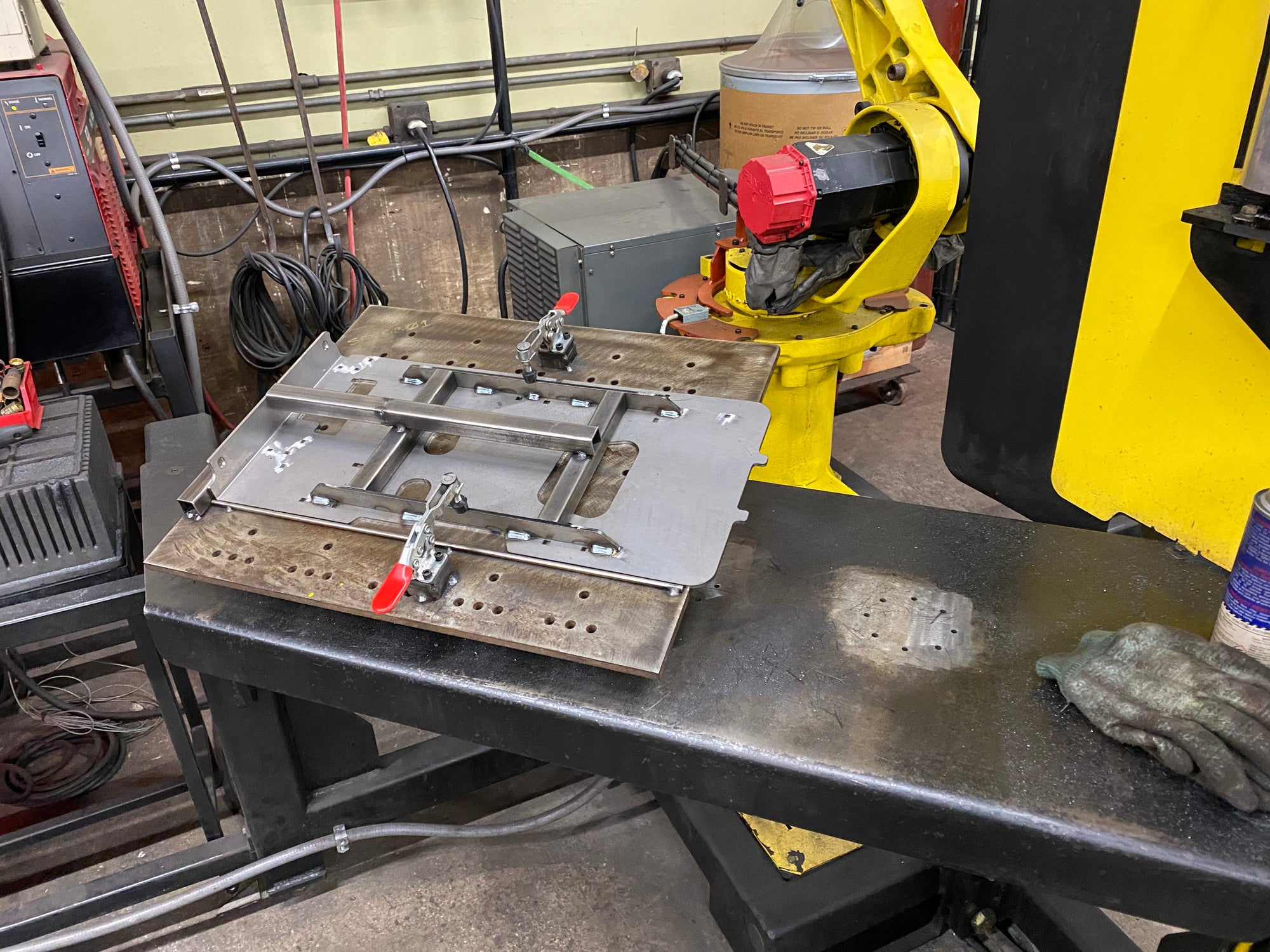 Efficient Clamping and Fixturing – Strong Hand Tools