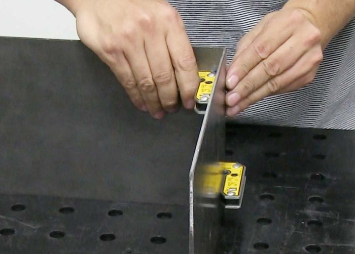 Inside Outside Angle Magnets – Strong Hand Tools